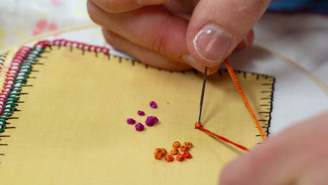 How To Embroider a French Knot by Rebecca Ringquist - Creativebug
